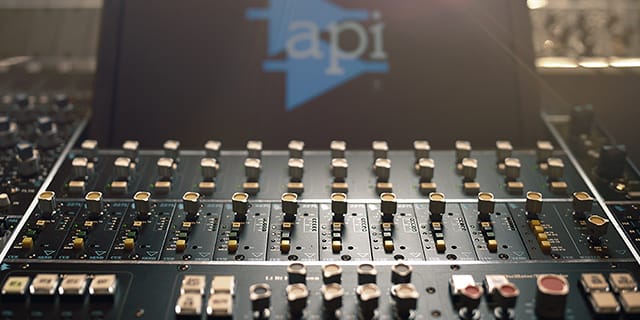 สิ่งที่คุณควรรู้เกี่ยวกับ summing แบบอะนาล็อก | MRArranger